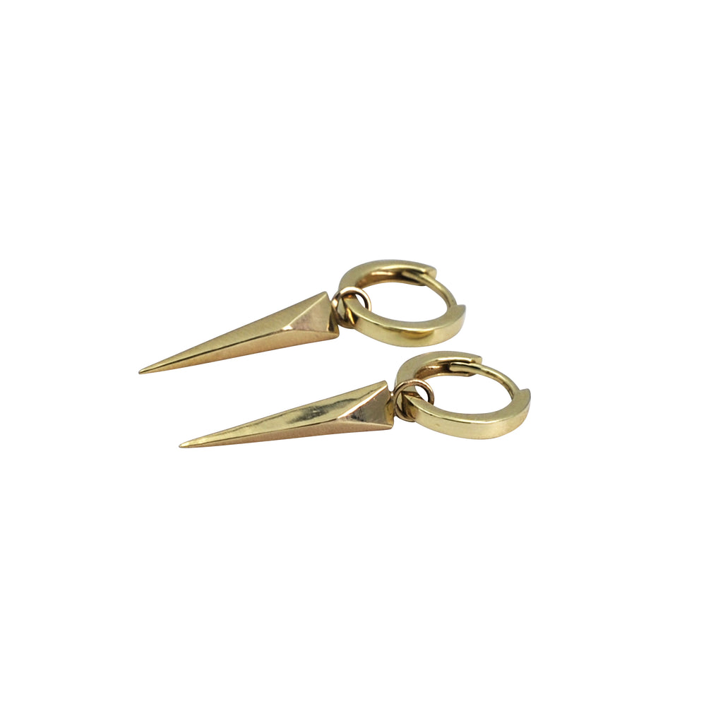 Dagger Drops – Lindsey L. Allen